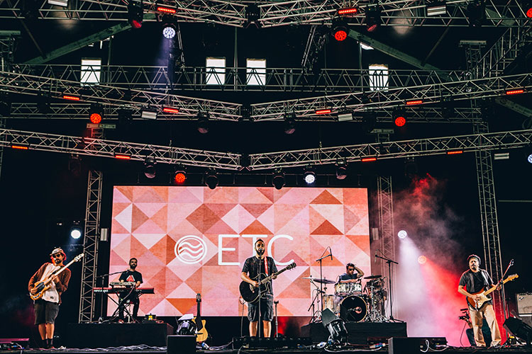 ETC se apresenta em Portugal em meio a grandes artistas