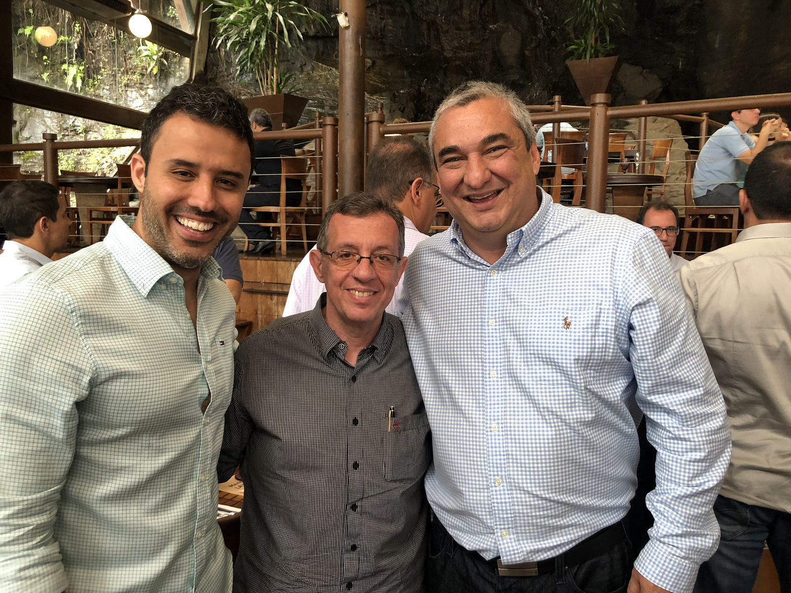 Guilherme Duarte, Ricardo Perrone e Anderson Guimarães clicados no ...