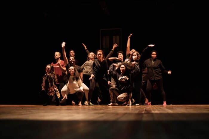 Projeto apresenta espetáculos de teatro musical