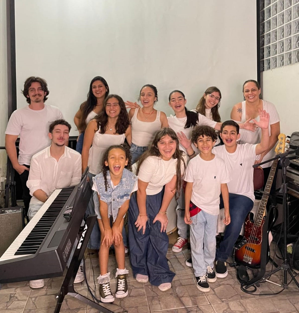 Banda Abracadabra apresenta musical 'Beatles kids' neste domingo